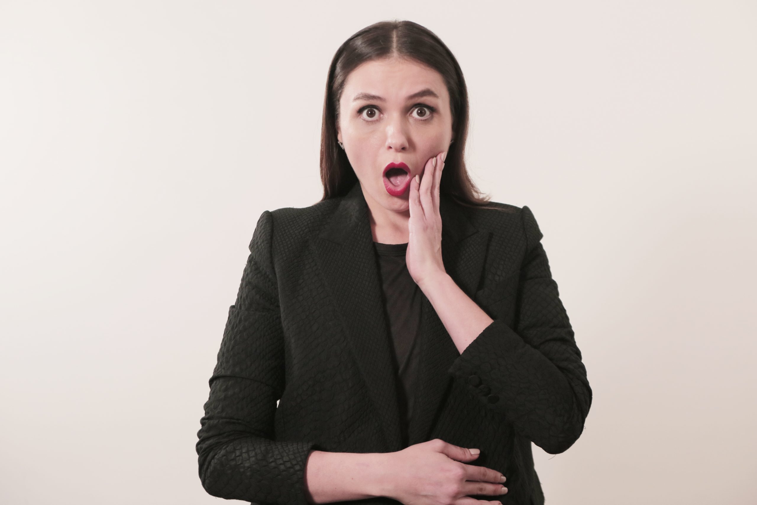 Entrevista l Fale Mais Sobre Isso, Iozzi (Monica Iozzi)